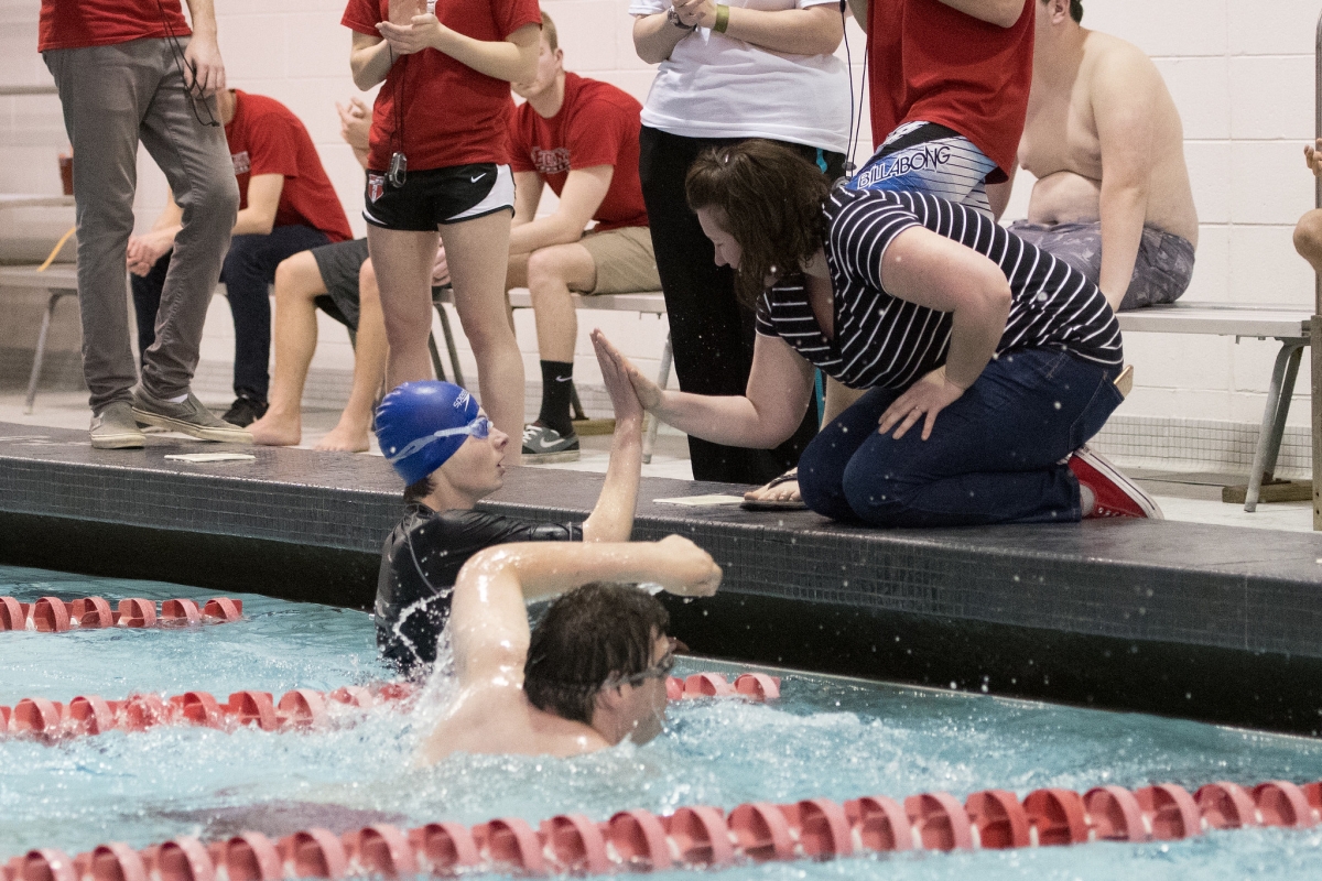 This program teaches people with autism how to swim | Autism Speaks