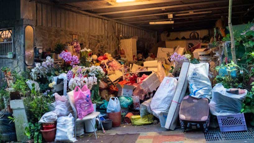 Autism and hoarding | Autism Speaks