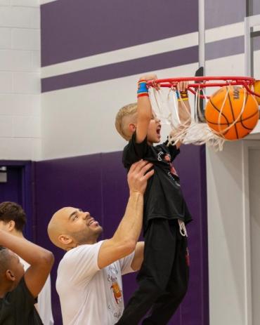 How Michael "Juice" Thompson is coaching for a cause | Autism Speaks